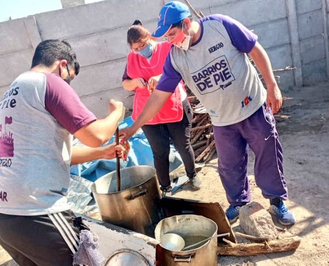 Barrios de Pie hará ollas populares en Capital, La Banda y Beltrán ...