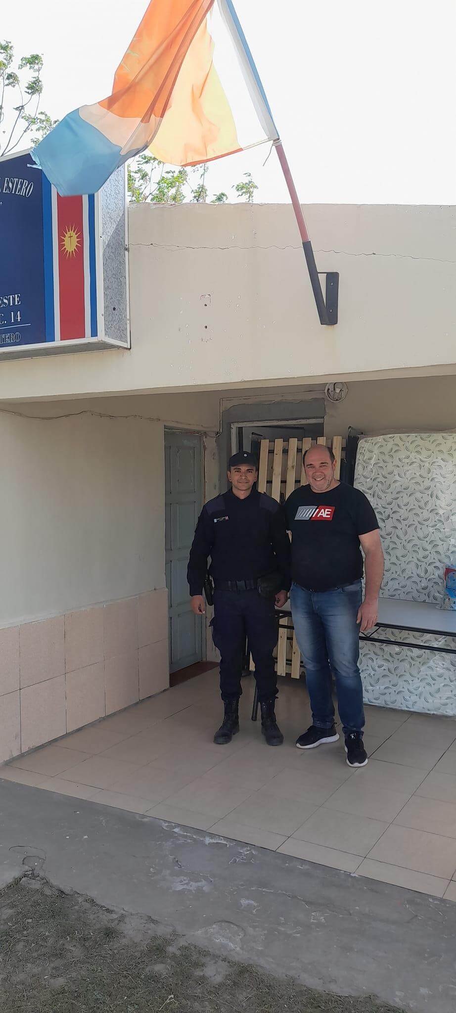 Argentina: destacamento policial recibió mobiliario - Sur Santiagueño ...