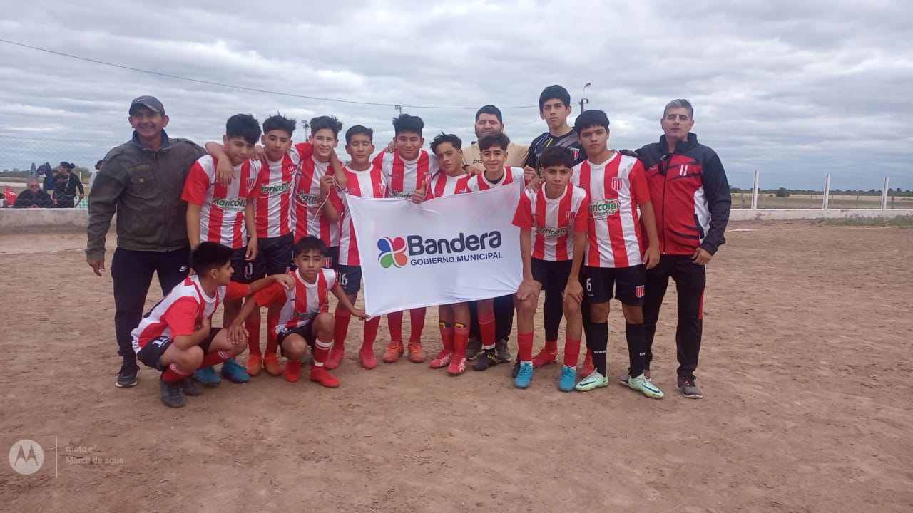 Club Social y Deportivo La Plata de Bandera en plena etapa de ...