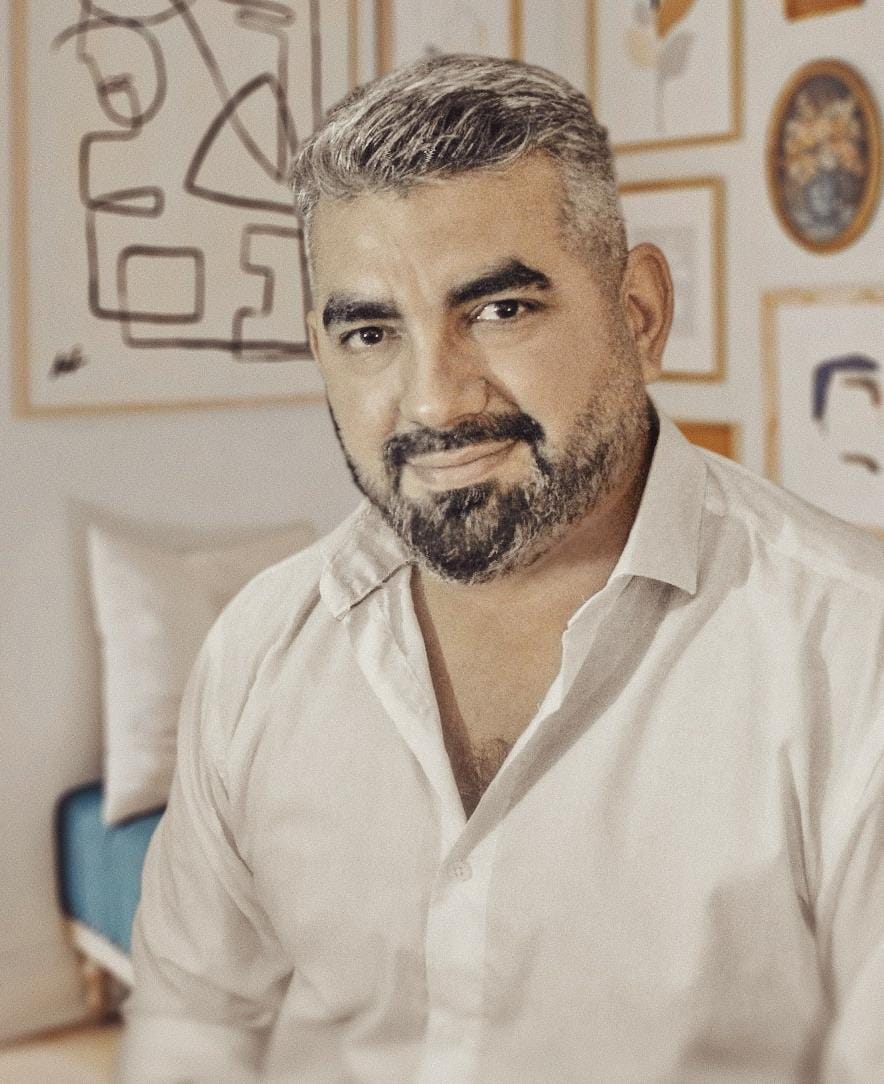 El reconocido artista visual José Collado presenta "Inteligencia ...