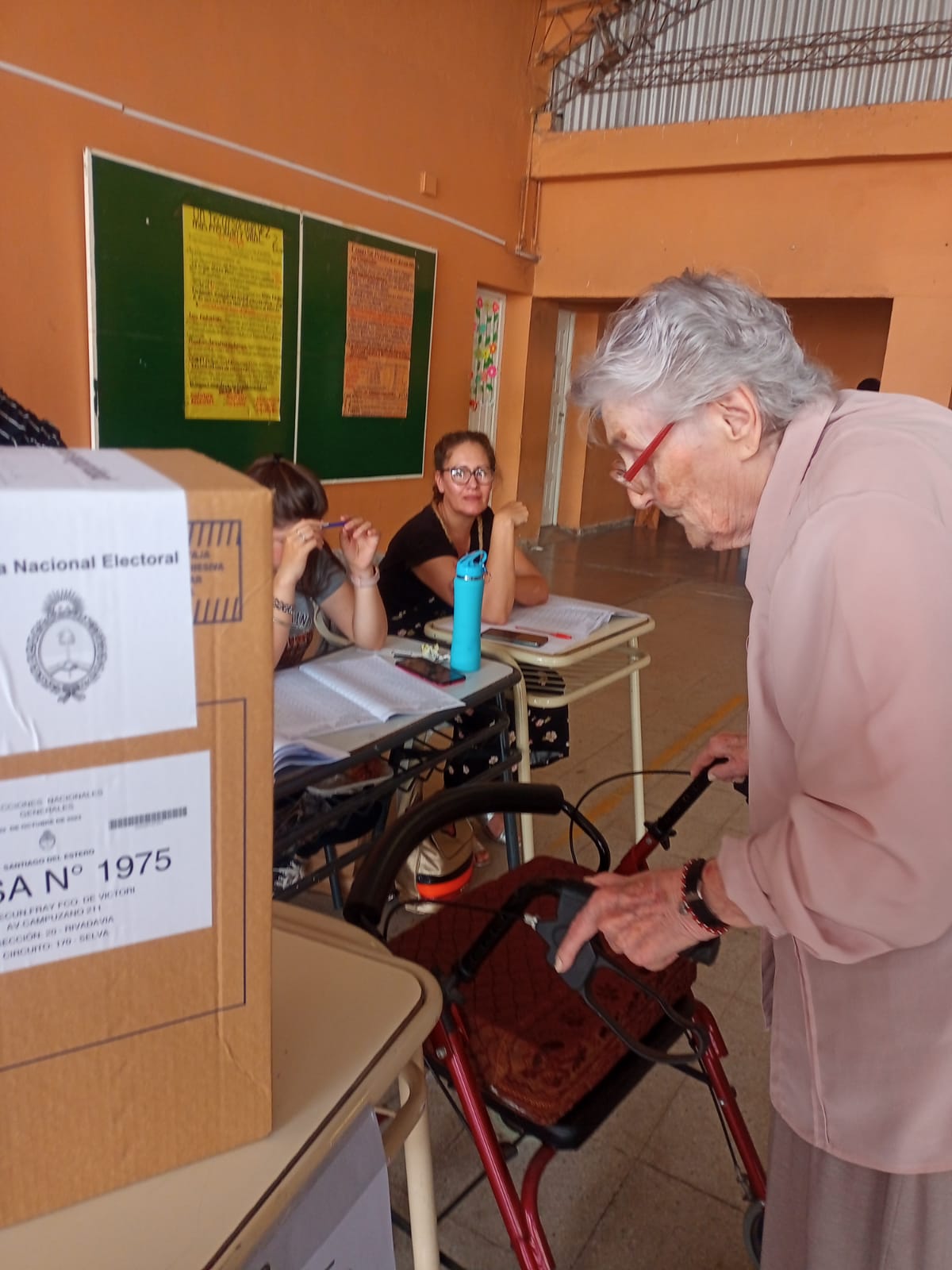 Ejemplos de deber cívico en la ciudad de Selva, departamento Rivadavia ...
