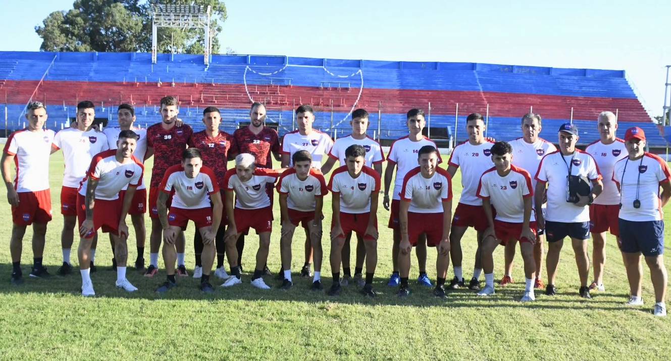 Güemes arrancó la pretemporada bajo el mando del nuevo DT Walter ...