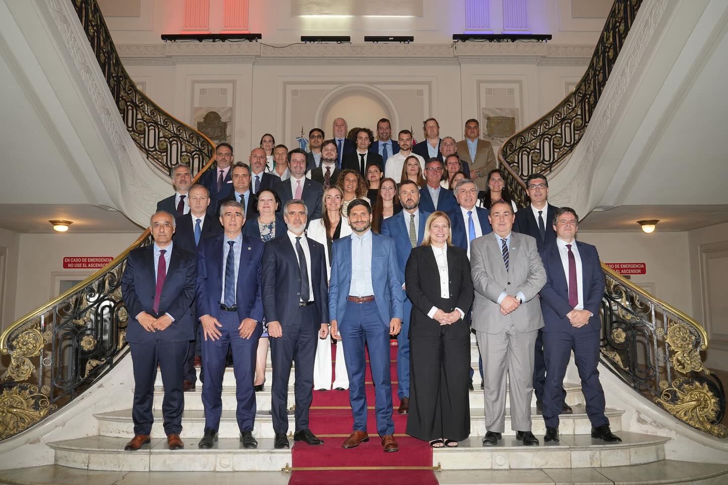 Santiago del Estero exhibe su agenda internacional en el Plenario ...